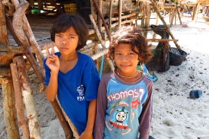 Witnessing the last days of the nomadic Moken sea gypsies - Eatweeds